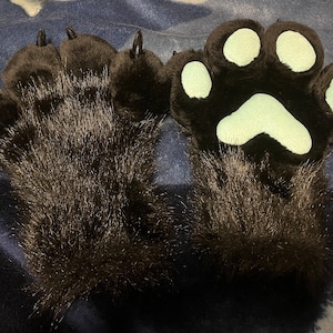 Green Blacj Fur Paws With Claws Fursuit Hand Paws Cat Paws Furry ...