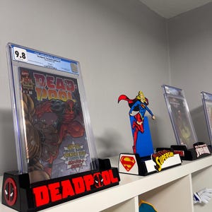 Spawn Comic Book Stand Wall Mountable LED Friendly Fits CGC CBCS and ...