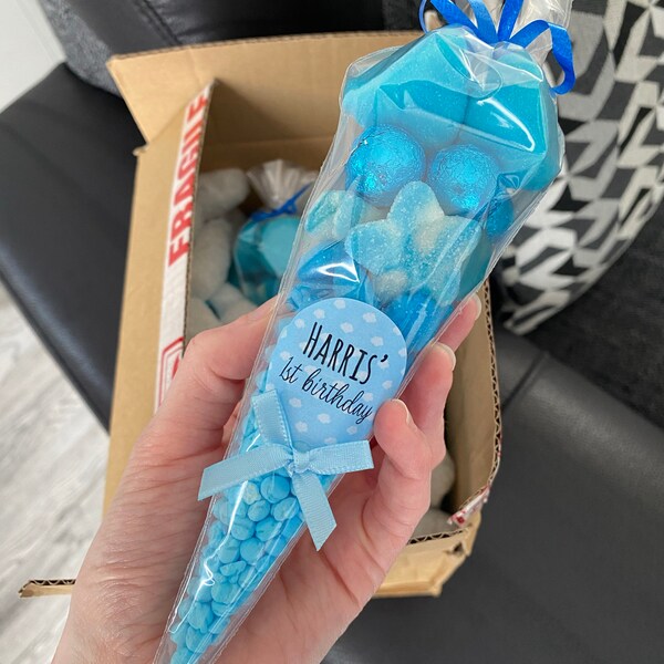 Luxury Lindor / Ferrero Rocher Gold, Silver, Pink or Blue Sweet Cone ...