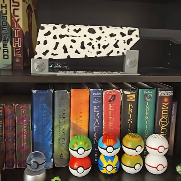 Master Sword Pen With Triforce Pedestal Master Pen Zelda the Legend of ...