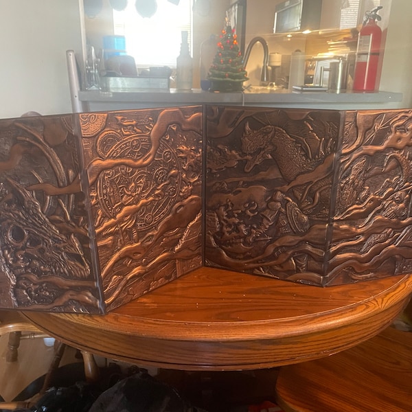 DND Decor - 7 Piece Wooden Dice Outline Wall Decoration - Dungeons and ...