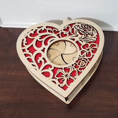 Valentine Heart Gift Box Mechanical Iris Laser Cut File. Aperture Box ...