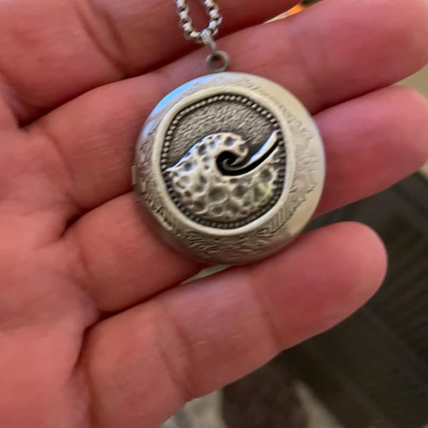Ocean Wave Photo Locket | Silver Nature Necklace | Beach Lover Keepsake ...