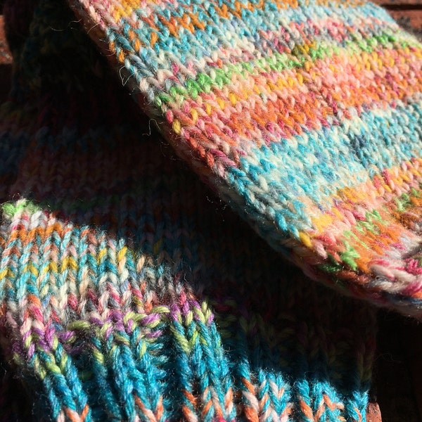 Easy Basic Worsted Weight Sock Knitting Pattern - the Thicksgiving ...
