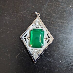 Lovely Retro Art Deco 50s Mod Pea Soup Green and Bakelite Ring / HFVAAD ...