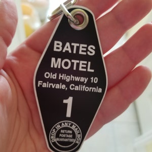 Bates Motel Keychain. Vintage Style Hotel Keychain. Horror | Etsy UK