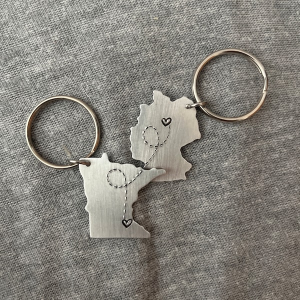 Choose Your State or Country Custom Long Distance Keychain Set - Etsy