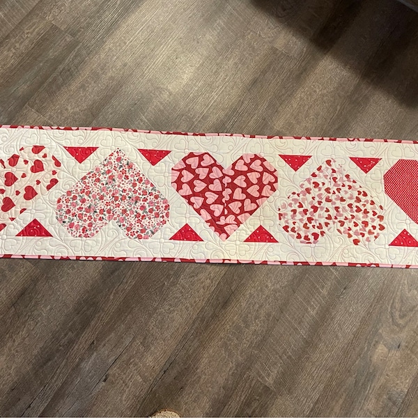 Love Letter Table Runner Pattern PDF - Etsy
