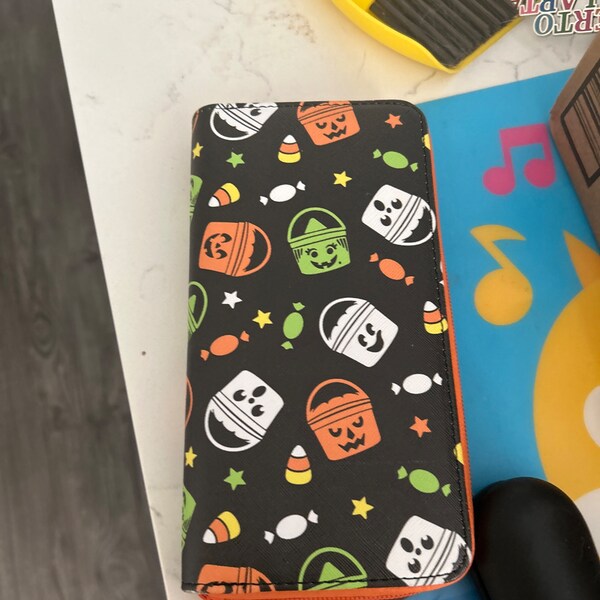 Boo Bucket Wallet Purse - Etsy