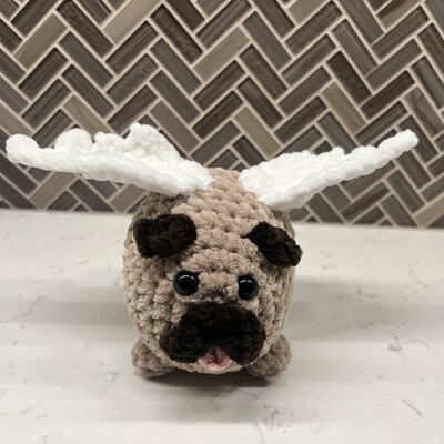 Crochet Potato Pug Dog Chenille Yarn Pug Puppy Amigurumi Plushie Angel ...