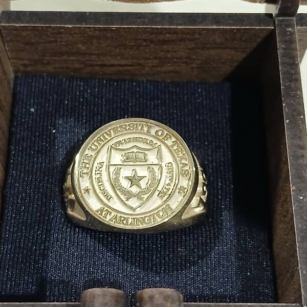 Personalized Ring , Woman Ring , College Ring , University Ring , Gold ...