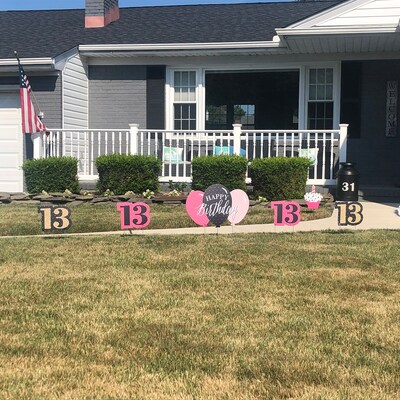 Chic 13th Birthday Yard Decorations Birthday Party Cupcake & Balloon ...
