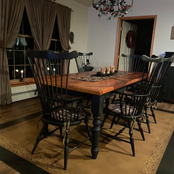 Early American Floorcloth Area Rug. Primitive Floor Cloth. May House ...