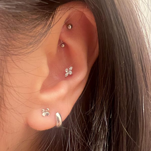 ASTM F136 Titanium Triple Stacked Conch Hoop, 16 Guage, Gold Conch Hoop ...