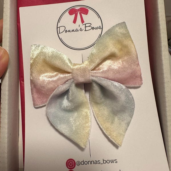 Pink Birthday Badge, Girls Birthday Badge, Birthday Pin, Girls Party ...