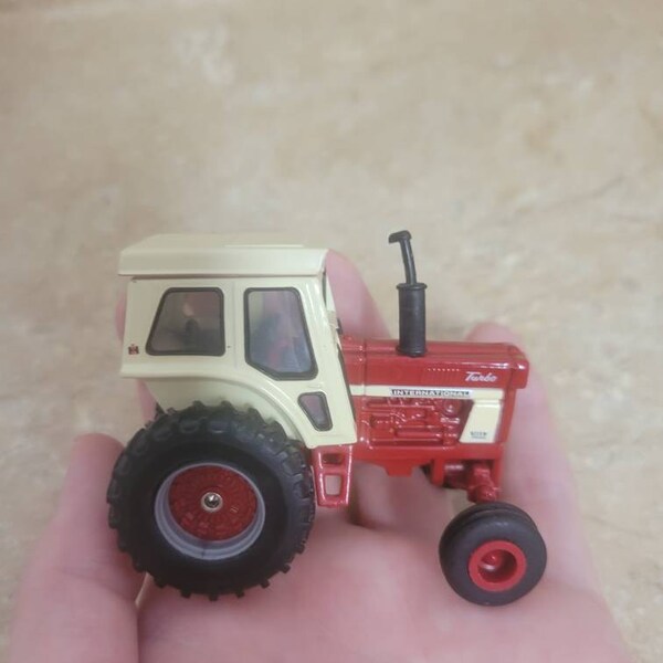 Mini Uranium Burmese Glass Multicolor Swirl Hemingway Insulator Glows ...