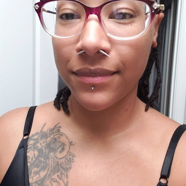 Extreme Long Spikes, Good for Labret Cheek, Piercing, Medusa, Monroe ...