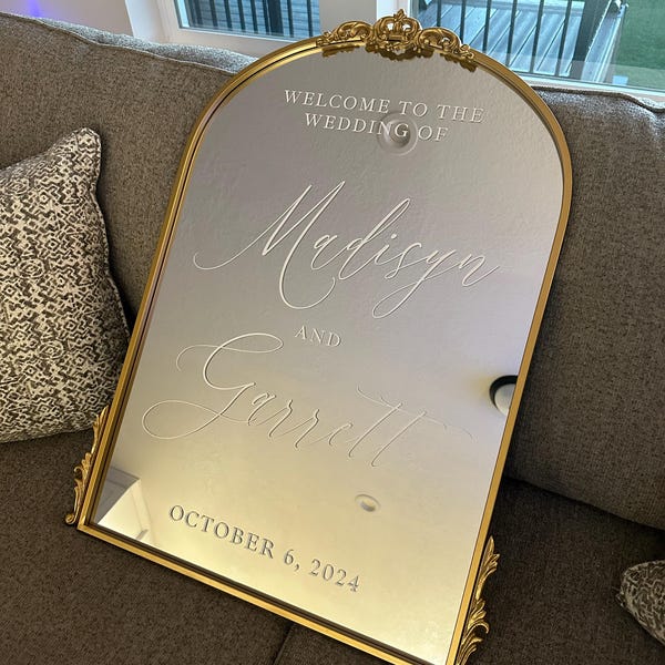 Seating Charts for Wedding on Large Gold Mirror, Customized Seating ...