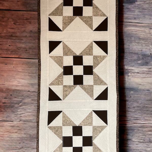 Quilted Table Runner Pattern Random Windows Table Runner PDF Download ...