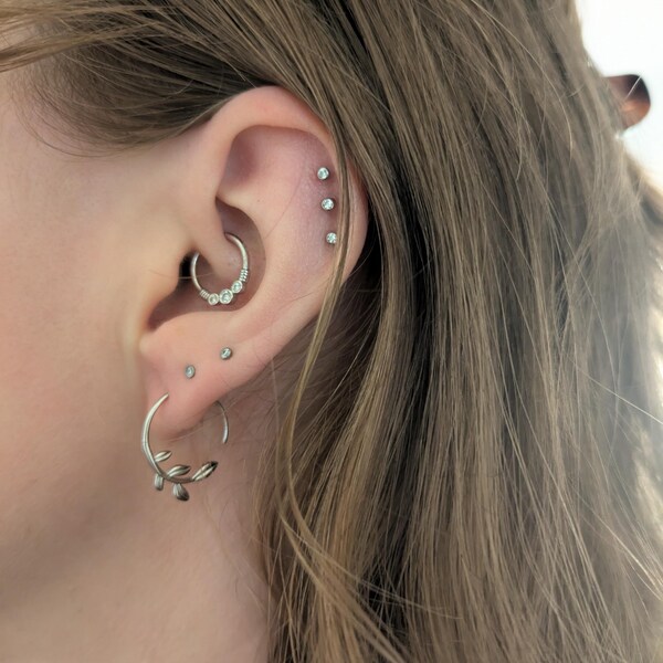 Sterling Silver Four Interlocking Circles Pendant Necklace With Dotted ...