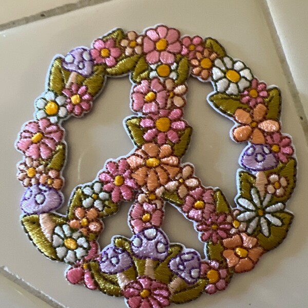 Floral Peace Sign Patch - Embroidered Iron on Patches for Jackets + 70 ...