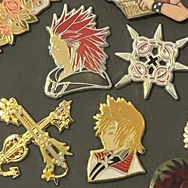 Kingdom Hearts - Axel + Chakram - Hard Enamel Pin - Etsy
