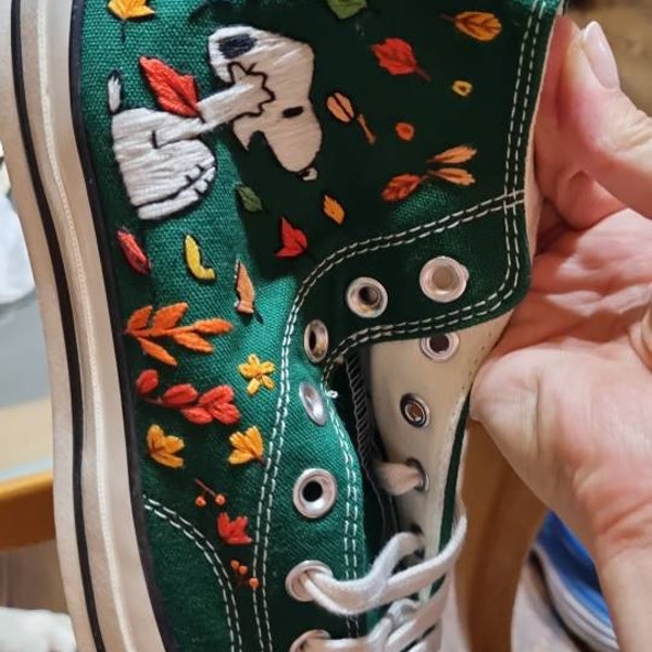 Peanuts Embroidery Design, Peanuts Halloween, Fall Converse, Dog Shoes ...