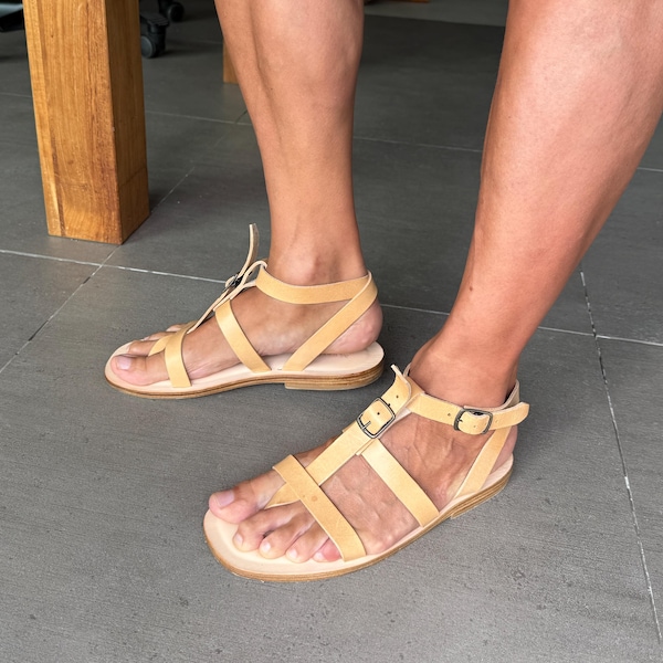 Handmade Barefoot Sandals in Leather and Vegetable Leather Made in ...