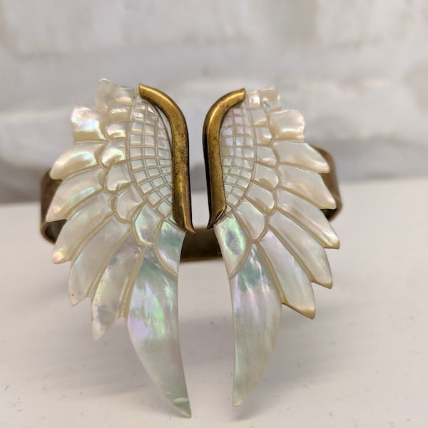 ALYA Angel White Mother Pearl Sea Shell Bracelet, Wings Jewelry ...