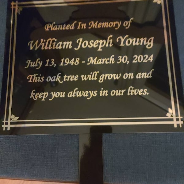 Memorial Tree Plaque With Stake, Personalized Sturdy Metal Garden ...