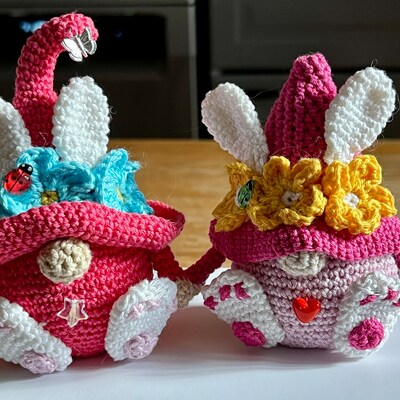 Easter Crochet Pattern Bunny Keychains With Crochet Flowers, Crochet ...