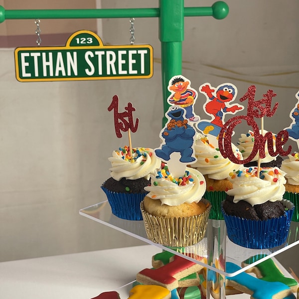 Lamp Post Street Sign 21 Inch Centerpiece - Etsy