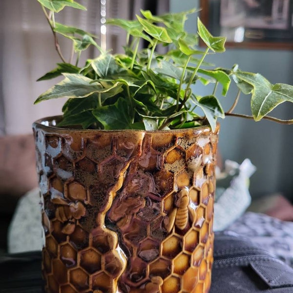 Ceramic Bee Honeycomb Planter Pottery Amber Crystal Honey Bee Country ...