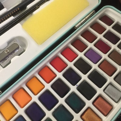 Artistro Watercolor Paint Set, 48 Vivid Colors in Portable Box - Etsy