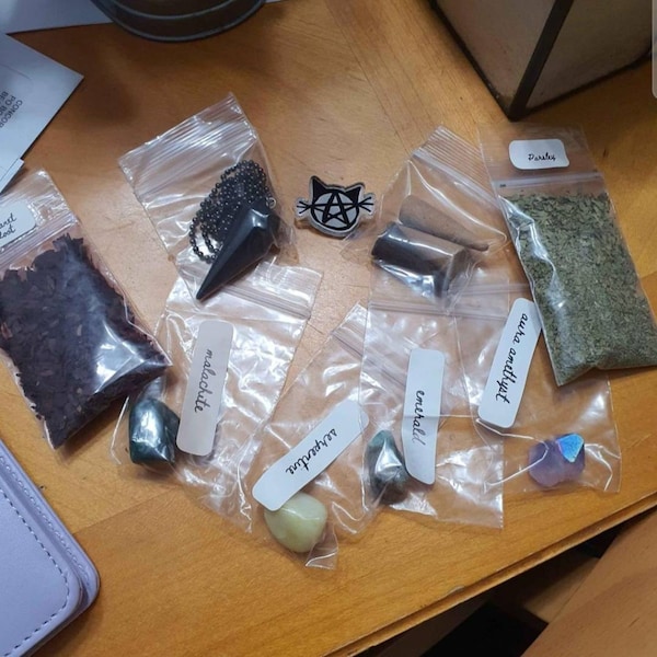 Cedar Smoke Cleansing Wands Wildcrafted Smudge Bundles Housewarming ...