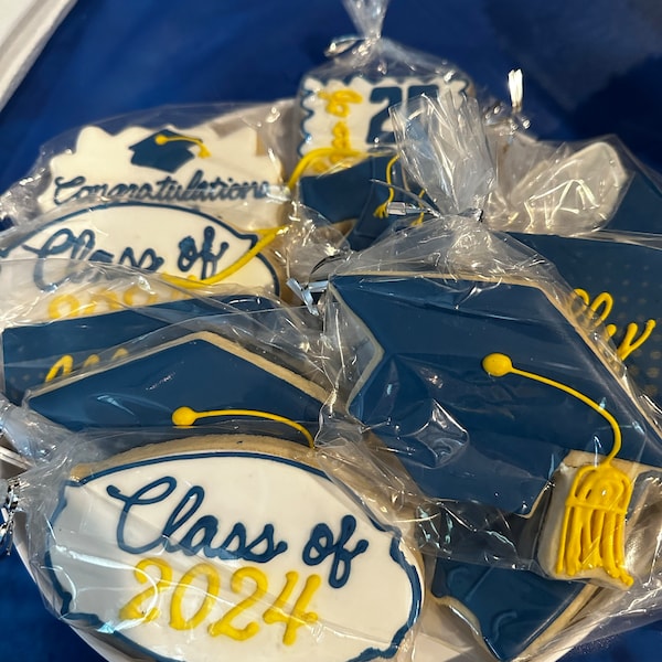 Graduation Cookies - Your Choice of Colors and Name - One Dozen - Etsy