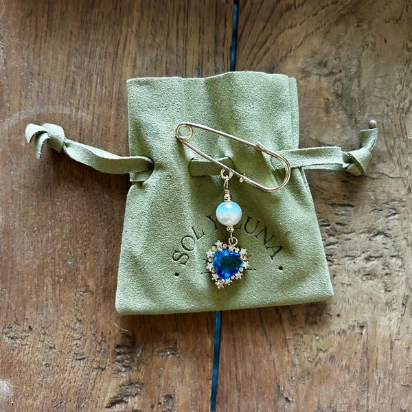 Baby Pregnancy Protection Pin | Diaper Bag Charm | Keychain | Seguro De ...
