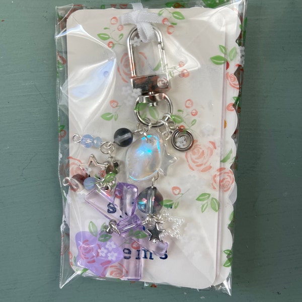 Coquette Keychain, Handmade Beaded Keychain, Keychain Charm, Cute ...