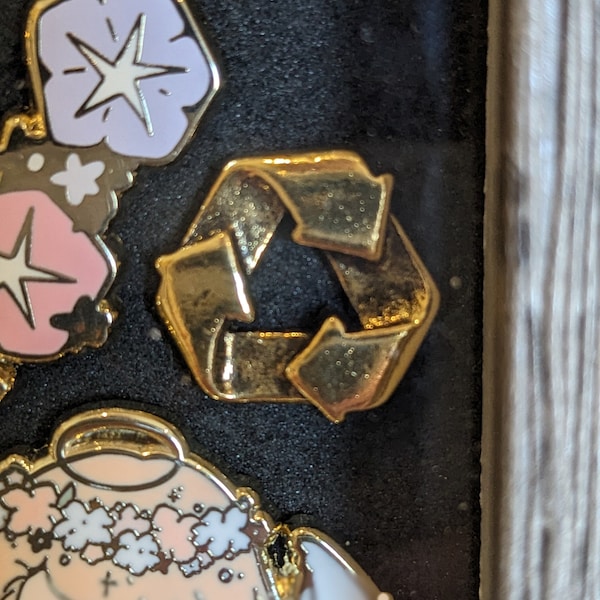 Recycle Gold Dipped Pewter Lapel Pin- CC644G- Recycle, Environment, 3 R ...