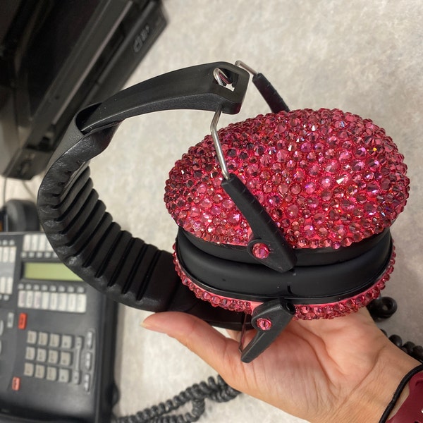 Crystal Beats by Dre Bedazzled Swarovski Wireless Headphones Solo Pro ...