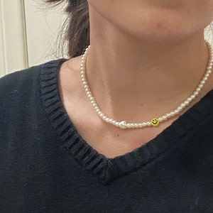 CH Smiley Pearl Necklace calum Hood Dupe - Etsy