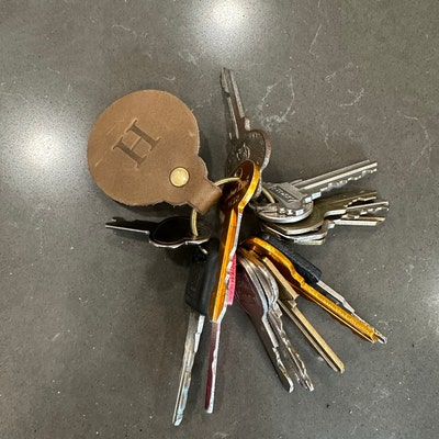 Custom Leather Circle Keychain. Monogrammed Personalized Full Grain ...