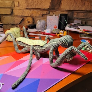 Praying Mantis Crochet Pattern - Etsy