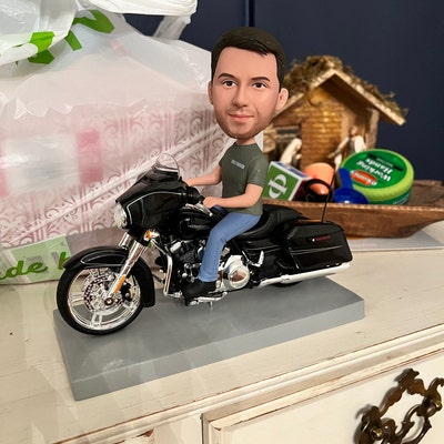 Custom Bobblehead on Motorcycle, Custom Racing Motorcycle Bobblehead ...
