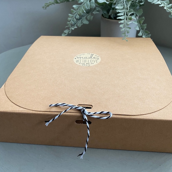 Pack of 12 Square Shaped Presentation Gift Box, Easy Assembly, Kraft ...