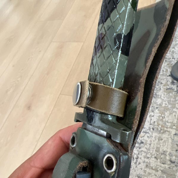 Leather Keychain - Sturdy Wedge Design - Handcrafted Pocket Organizer ...