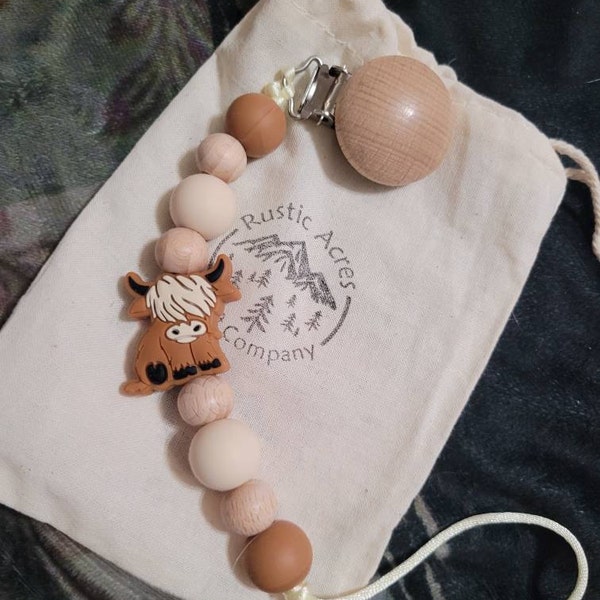 Highland Cow Pacifier Clip | Farm Pacifier Clip | Cow Dummy Clip | Cow ...