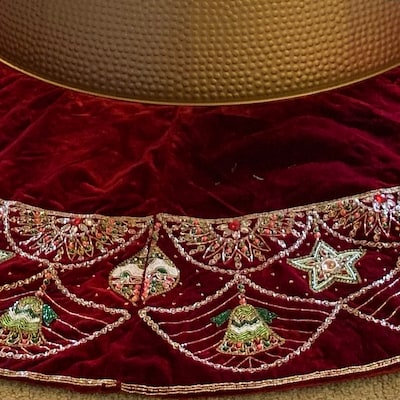 72 Red Christmas Tree Skirt Handmade Velvet Tree Skirt Large Ornament ...