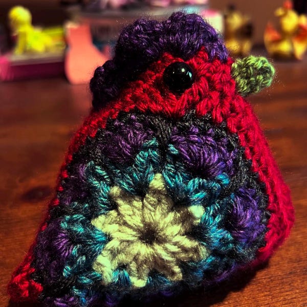 Granny Square Chicken Crochet Pattern · DIY Yarn Fiber Art Tutorial ...