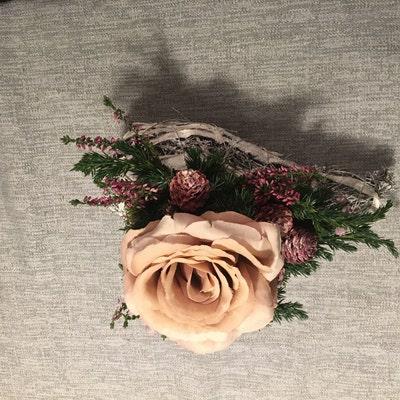 Grab Strauß red Flower Grabschmuck Wachsrose Winter Frühling - Etsy.de